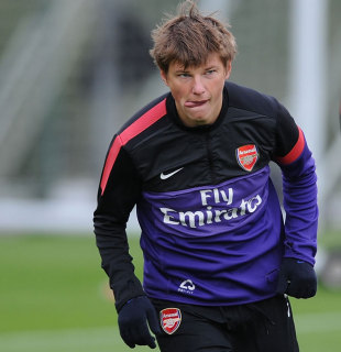 Former Arsenal winger Andrei Arshavin has signed for Zenit St ...